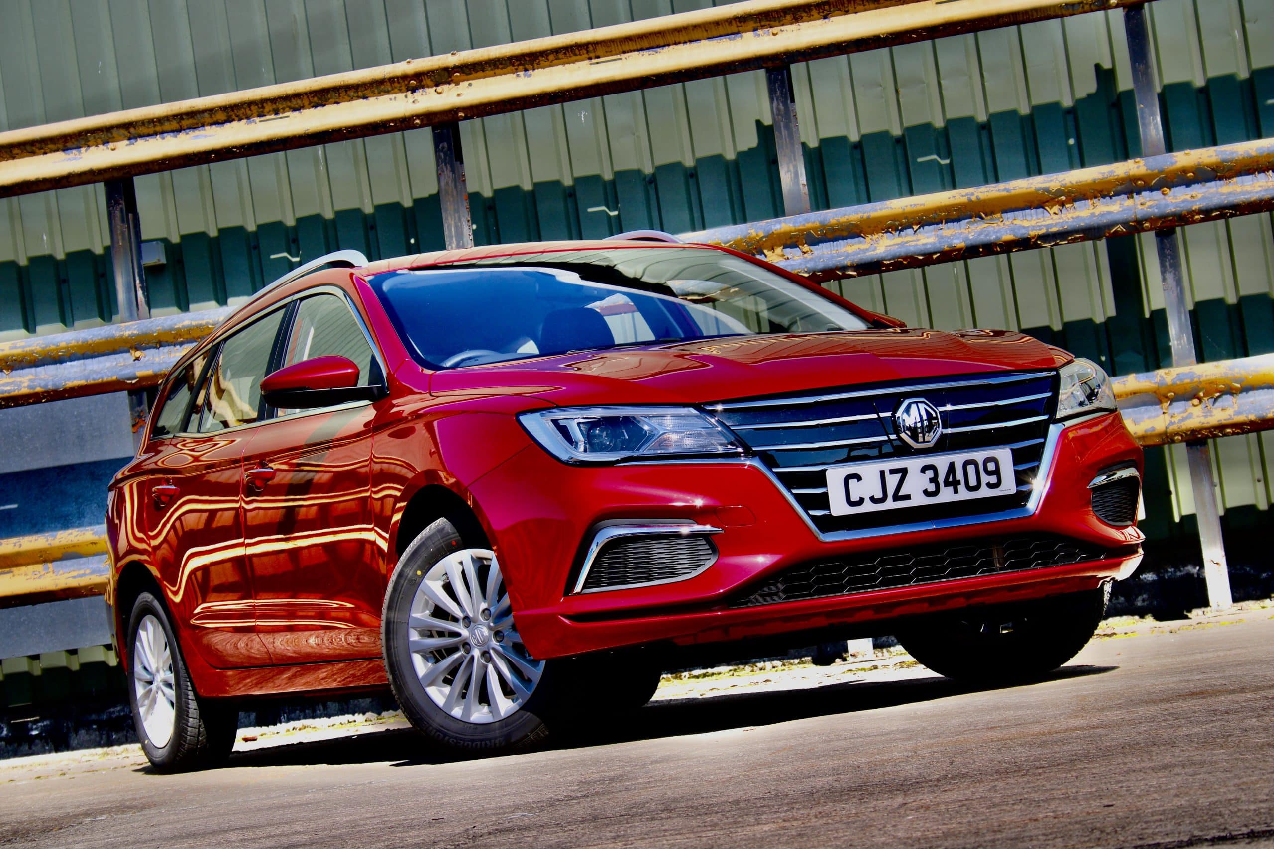 All New MG5 EV 214 Mile Range And 80 Rapid Charge In Just 50 Minutes